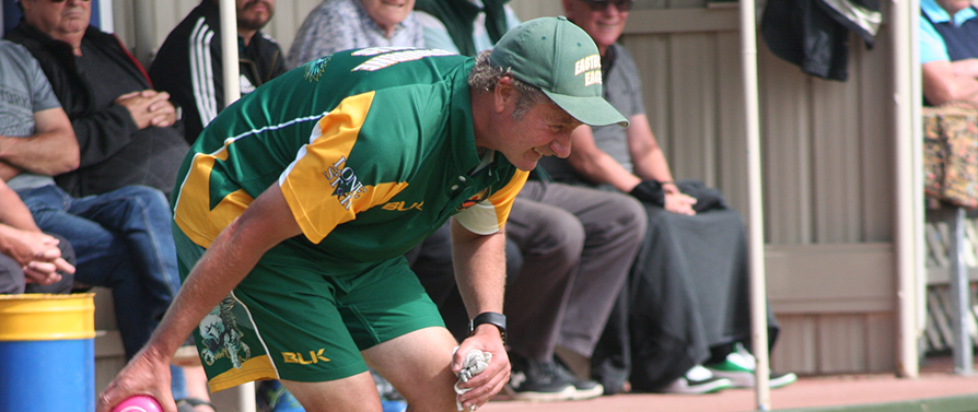 Rare three-peat in Gary Lawson’s sights - Bowls New Zealand